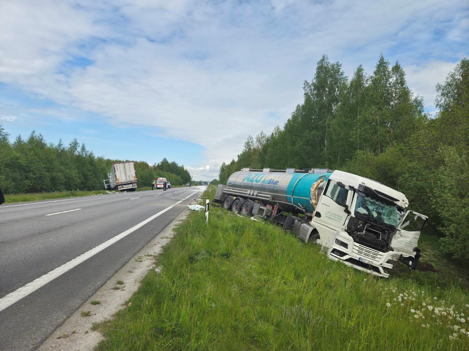 36-aastane purjus veoautojuht põhjustas raske avarii. - JK